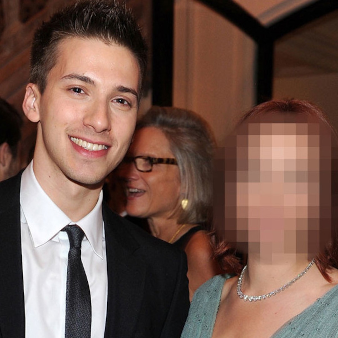 Photos From Guess The Celebrity Siblings photos-from-guess-the-celebrity-siblings